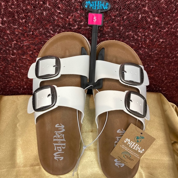 Mad Love | Shoes | Mad Love Sandals | Poshmark